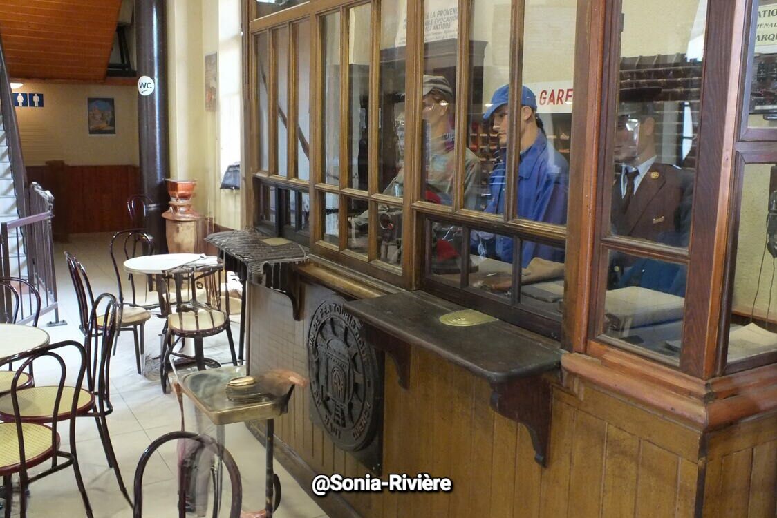 Le train à vapeur de Martel : un voyage hors du temps dans le Lot ...